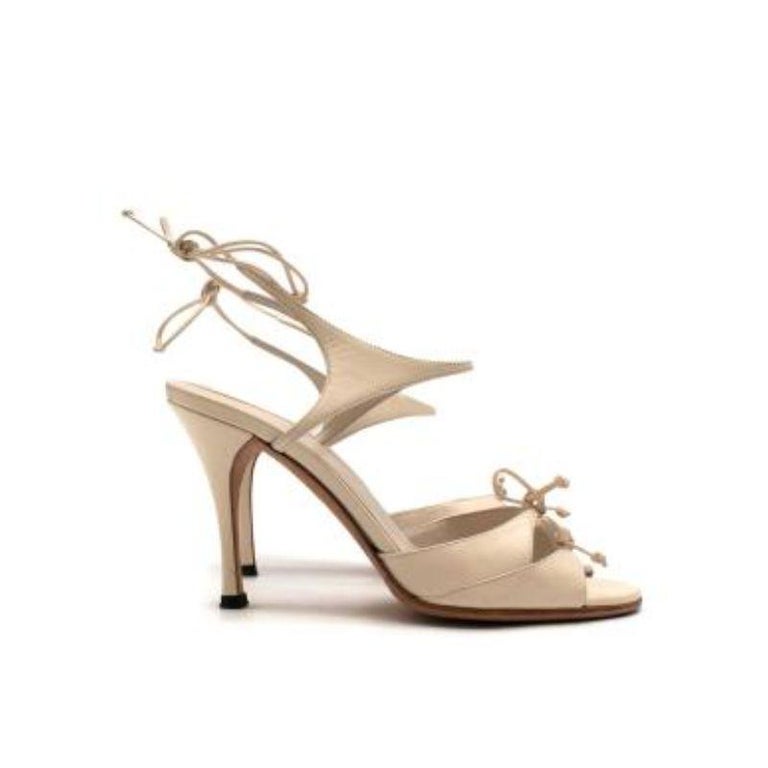 Vintage ivory leather heeled sandals For Sale at 1stDibs
