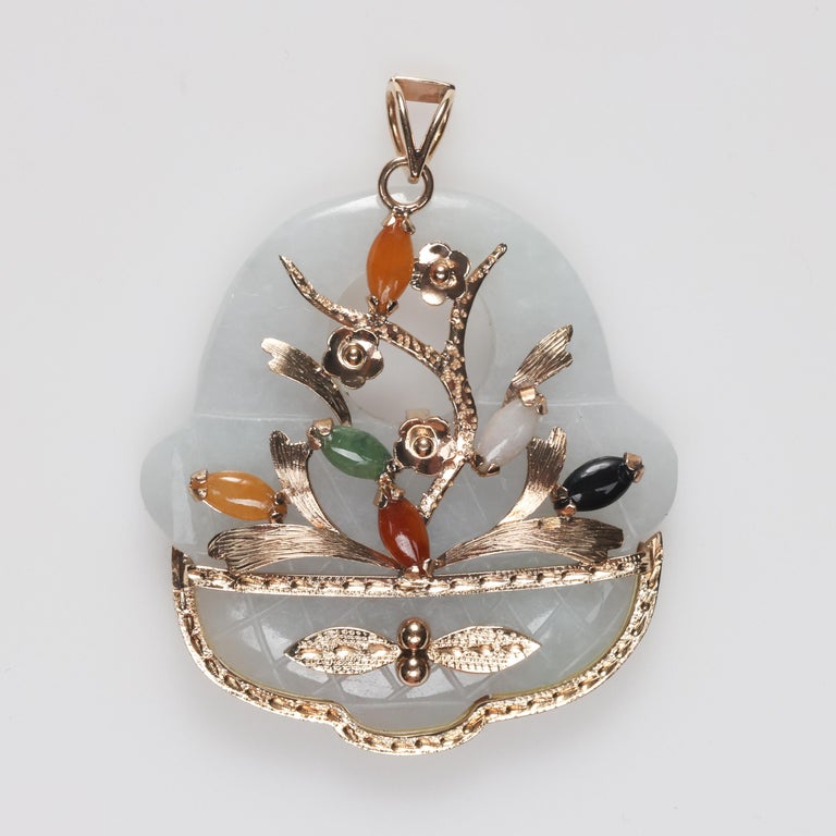 Vintage Jade Pendant Certified Untreated For Sale at 1stDibs