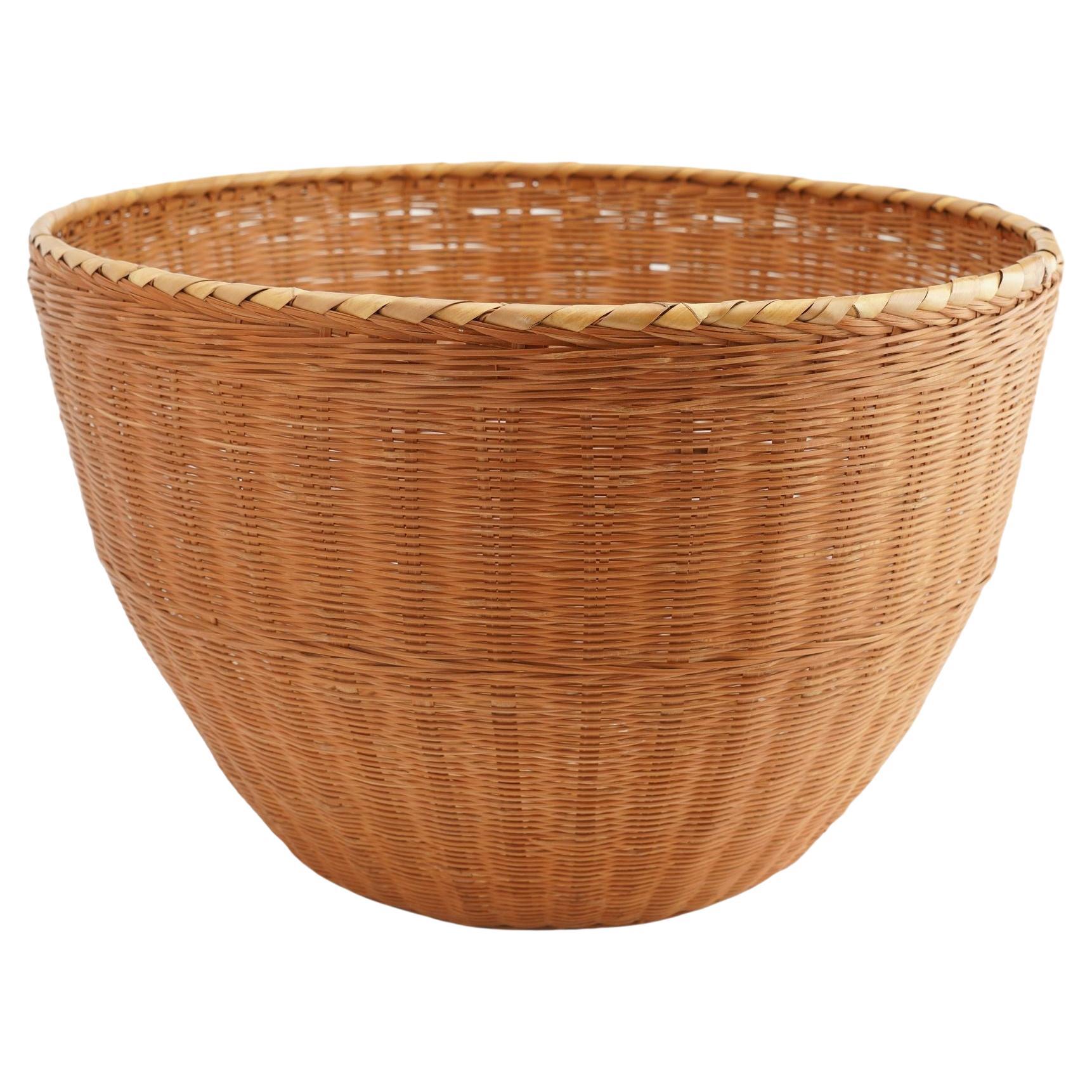 Traditional Japanese Woven Bamboo Flower Basket with Natural Handle For ...