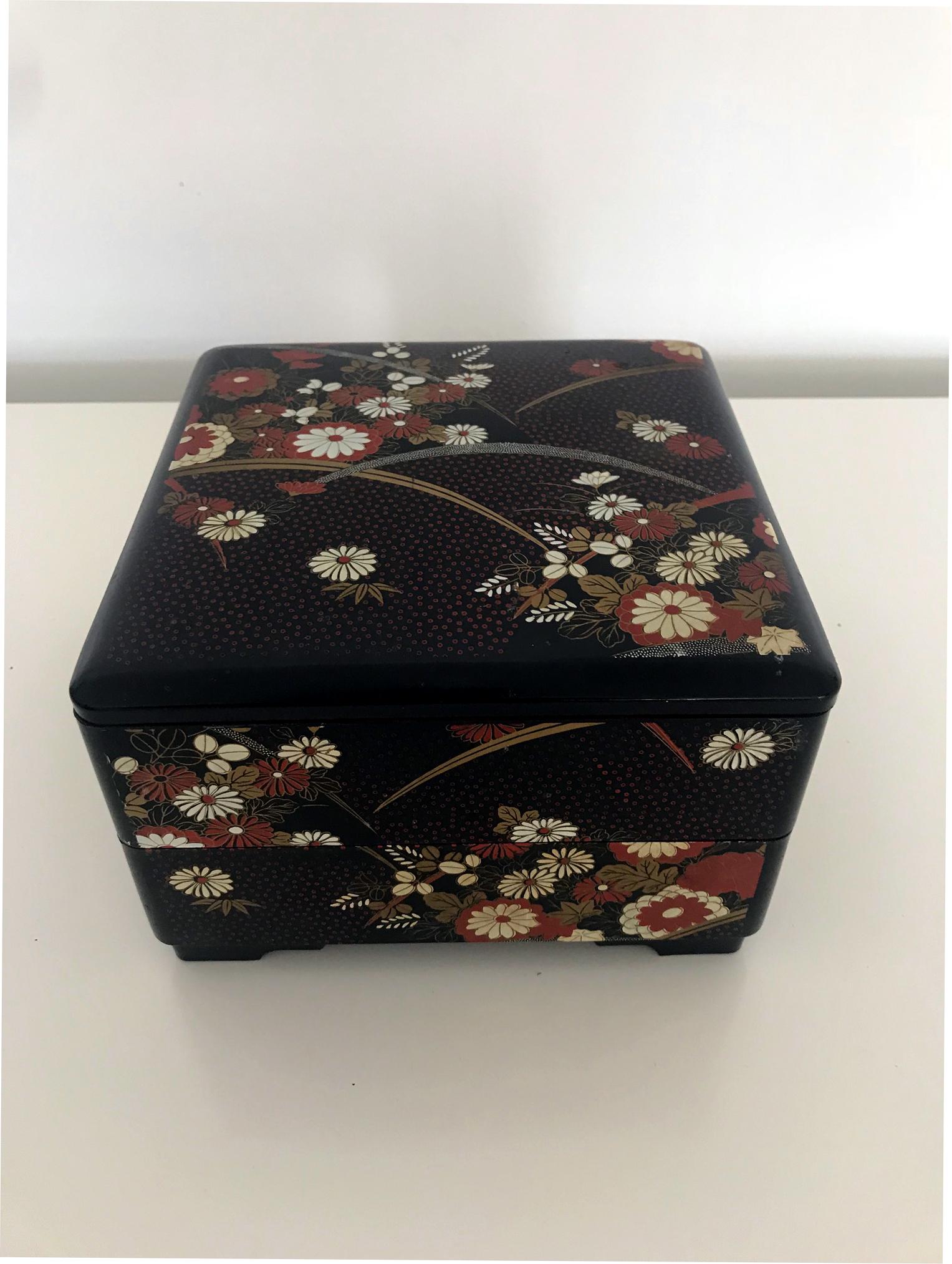 Vintage Japanese Lacquer Ware Stacked Box at 1stDibs | vintage japanese ...