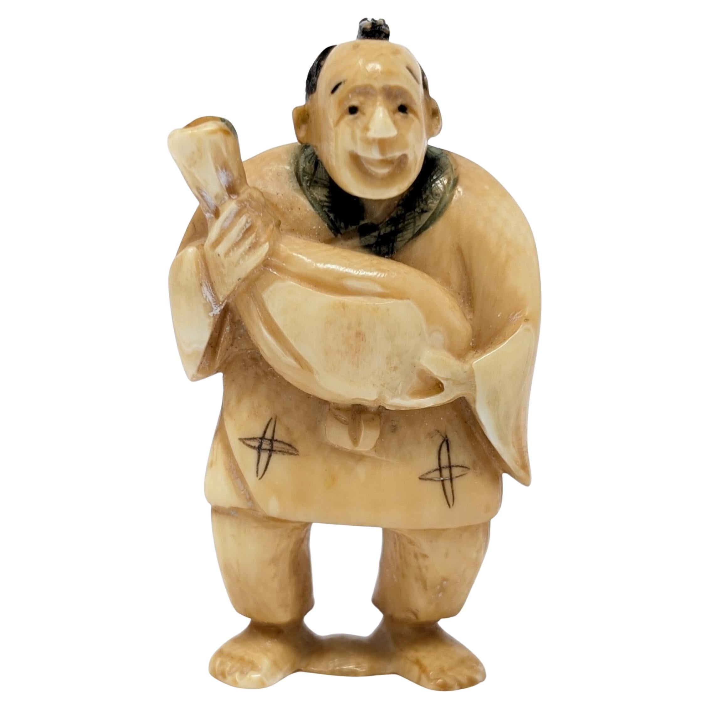 Vintage Japanese Netsuke Figure Figural Man Japan Detailed Carved Bone ...