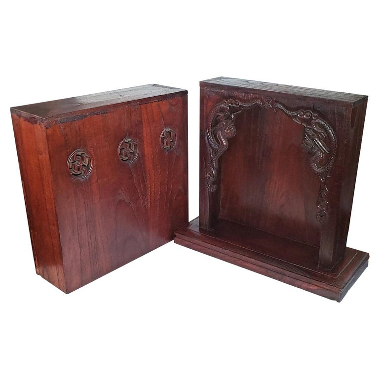 Vintage Japanese Temple Style Box For Sale at 1stDibs