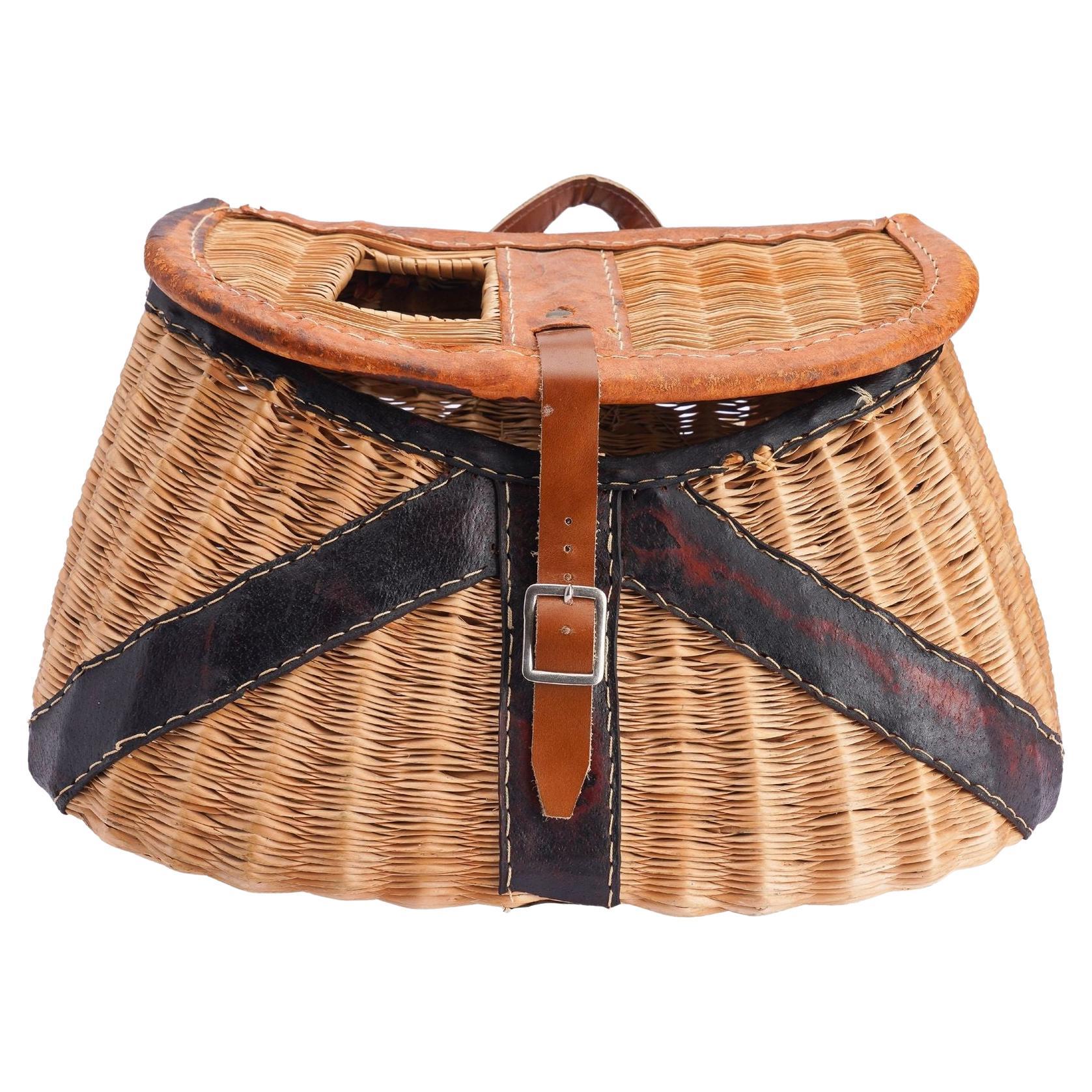 Vintage Japanese woven willow fishing creel, 1920-30 For Sale at 1stDibs