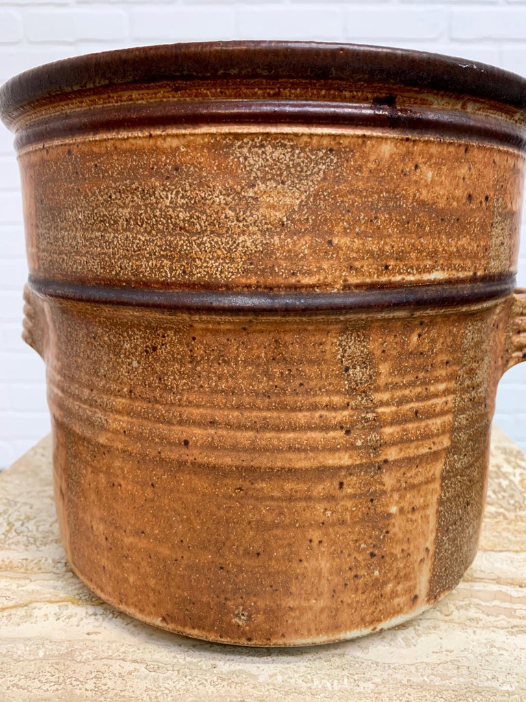 Vintage Jerry Meek Steingut Gefäß im Angebot bei 1stDibs