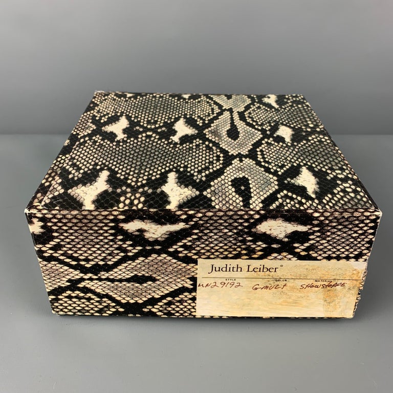 Vintage JUDITH LEIBER Silver Rhinestones Clutch Handbag For Sale at 1stDibs