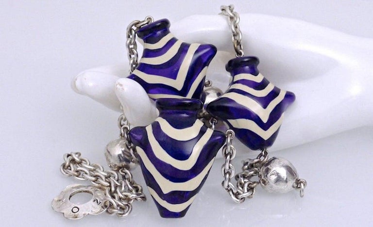 Vintage KENZO Glass Zebra Jar Long Necklace For Sale at 1stDibs