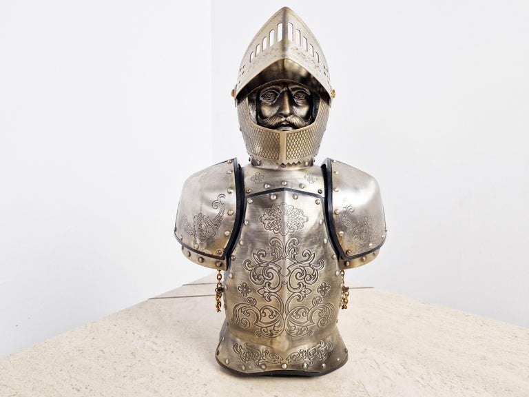 Vintage Knight Bar, 1960s For Sale at 1stDibs