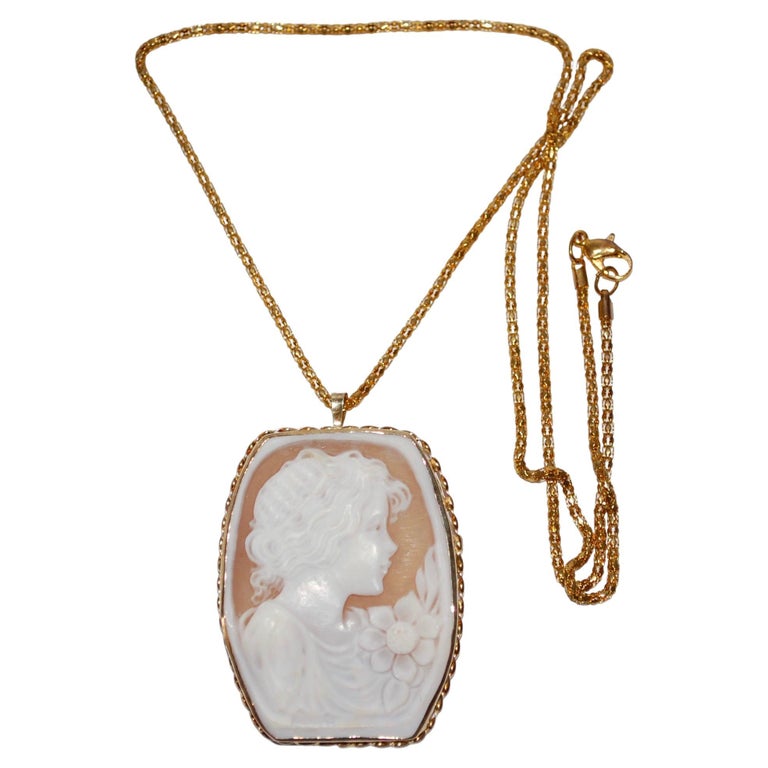 Vintage Large Pink and White Cameo Pendant with Lady with Flower For ...