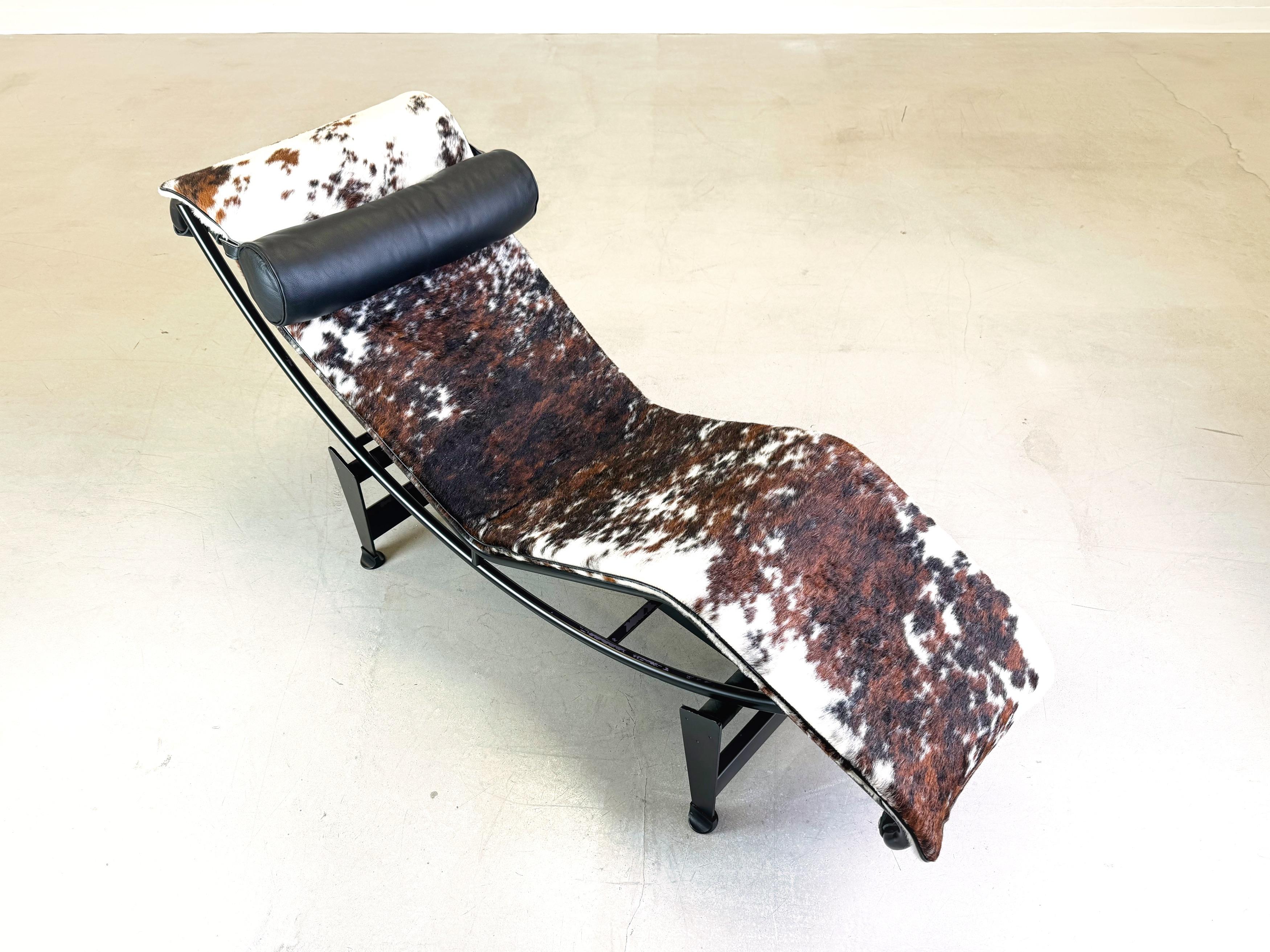Vintage LC4 lounger Cassina Le Corbusier cowhide For Sale at 1stDibs