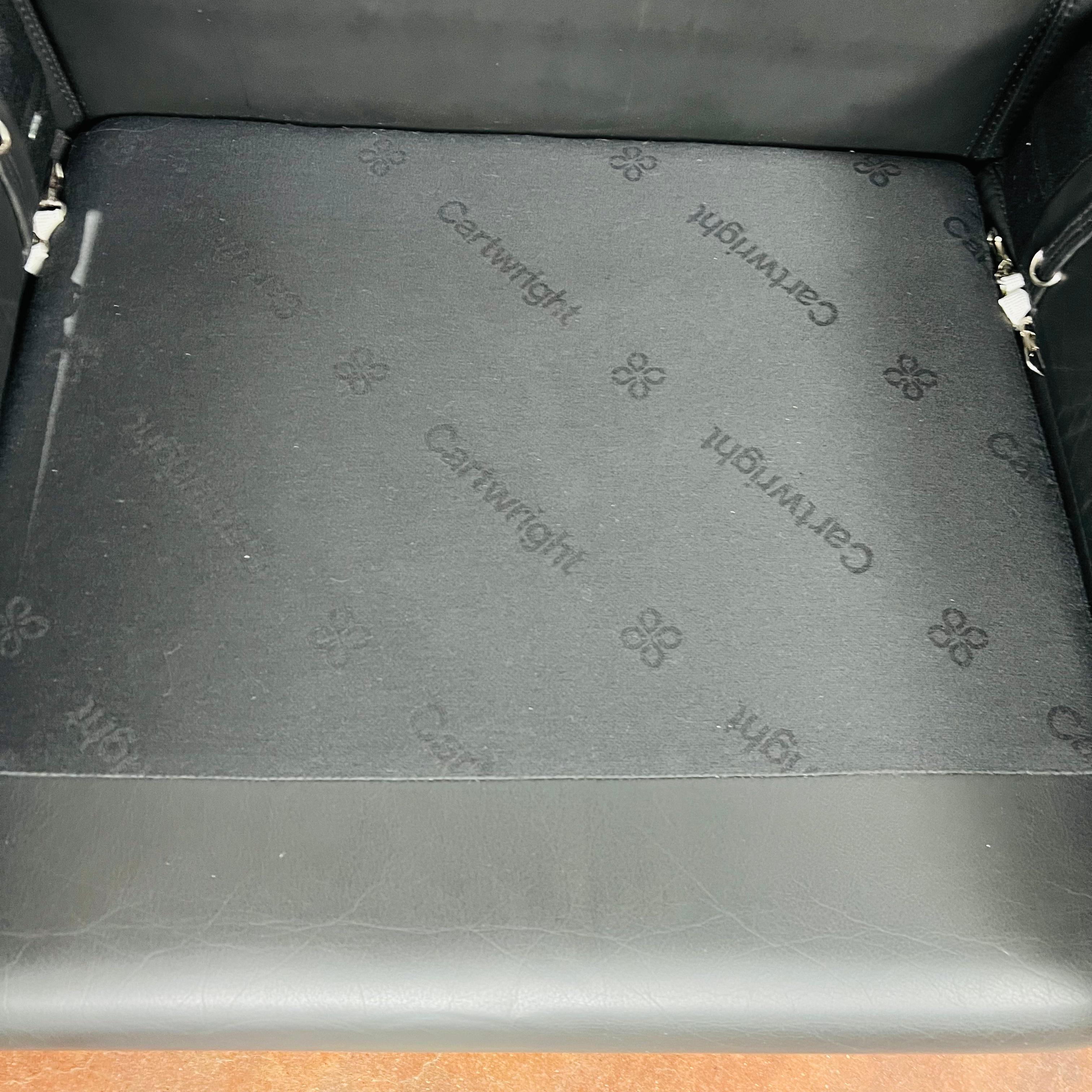 Vintage Leather Cartwright Sofa in the Style of Le Corbusier For Sale ...