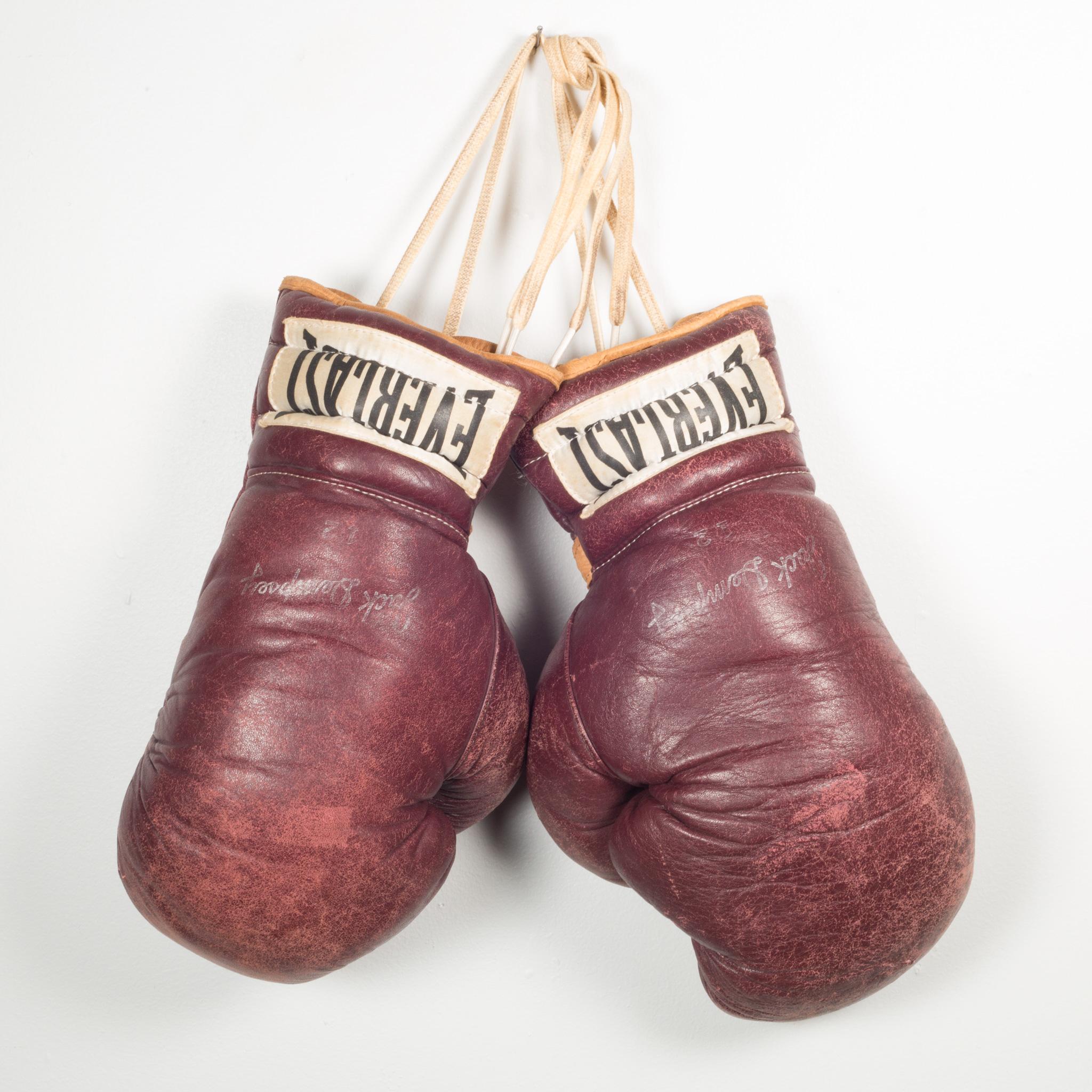 Vintage Leather Everlast Boxing Gloves, circa 1960s at 1stDibs ...