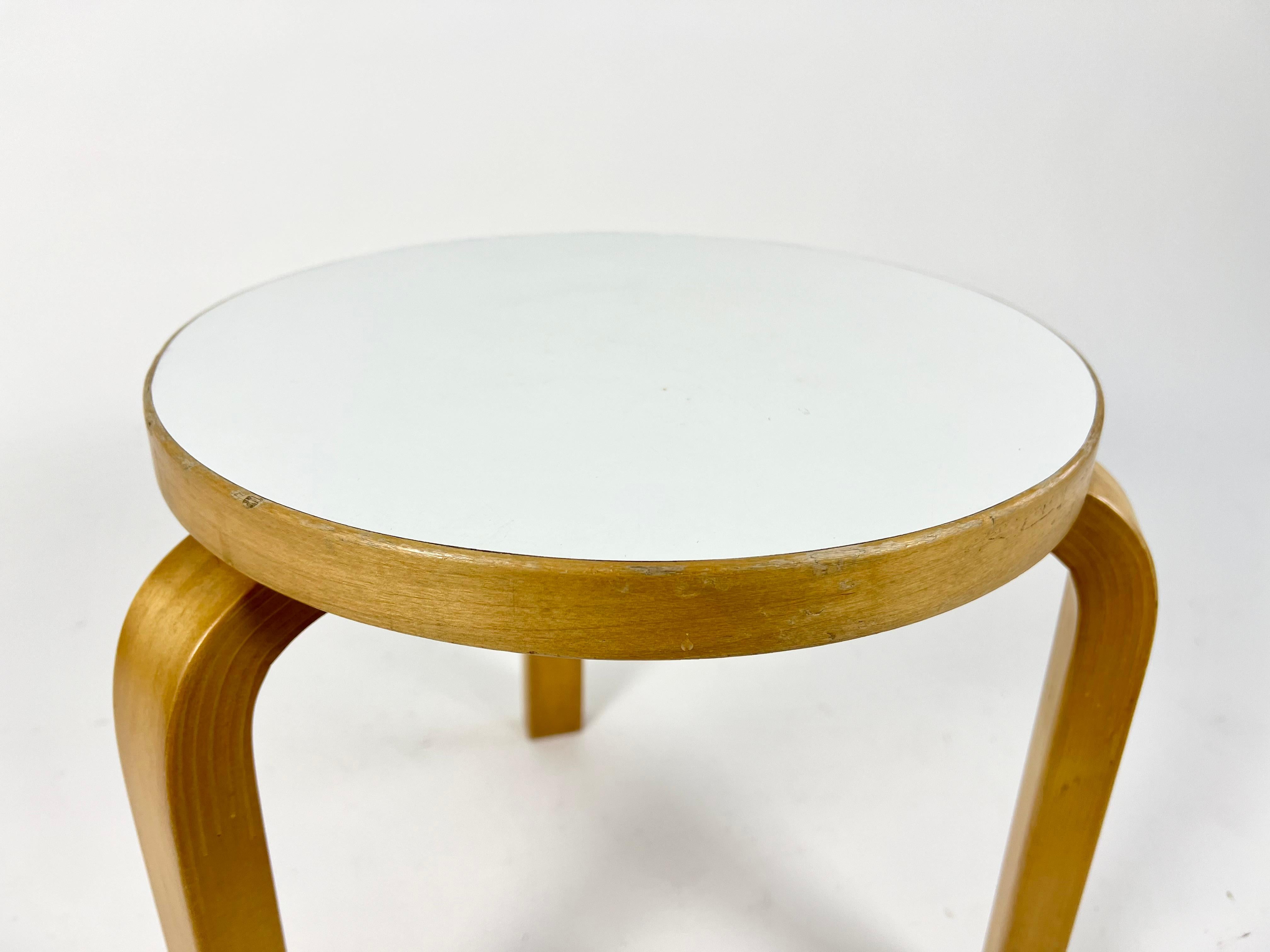 Vintage low stool / side table by Alvar Aalto for Artek, Finland 1960 ...