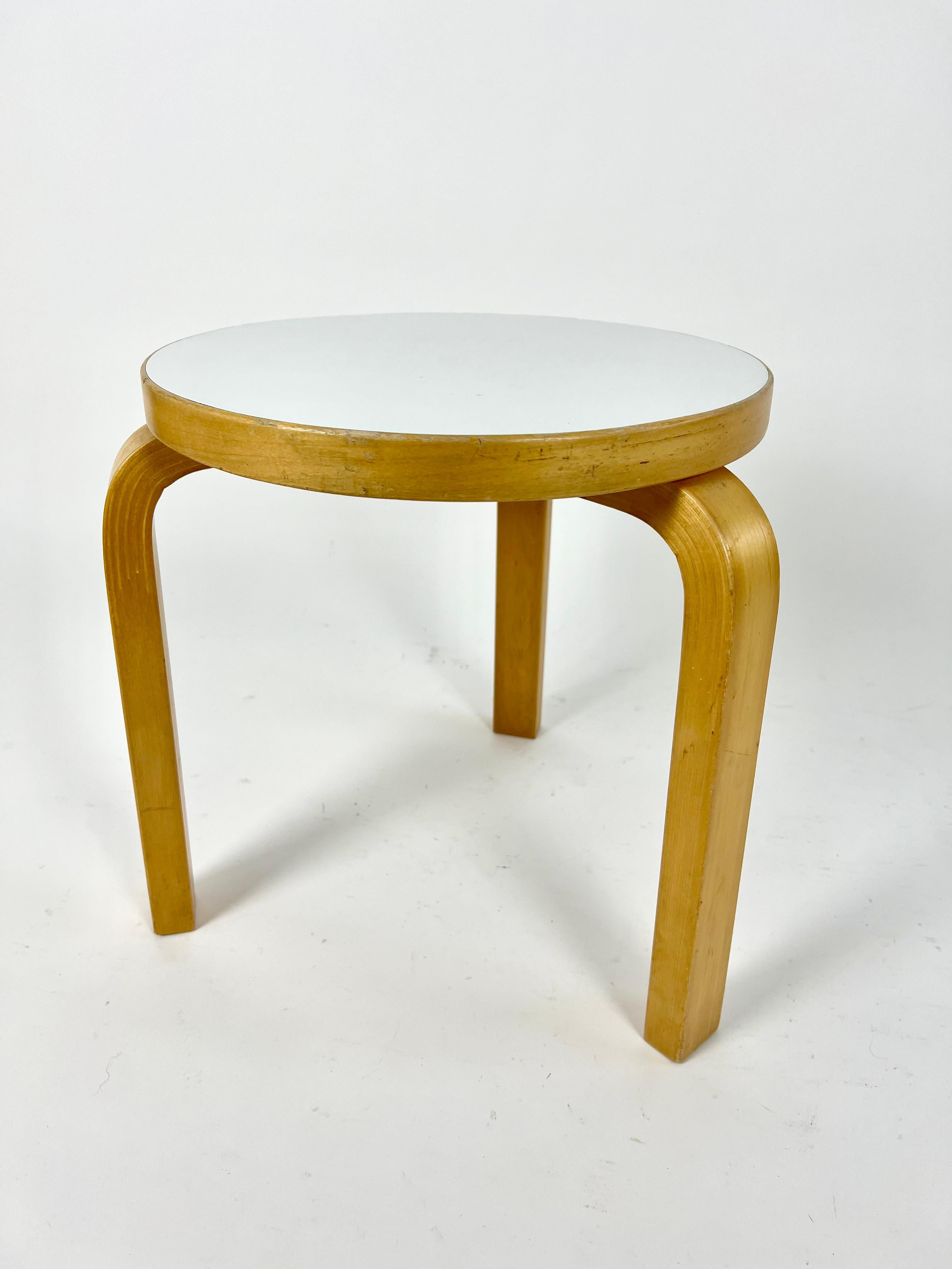 Vintage low stool / side table by Alvar Aalto for Artek, Finland 1960 ...