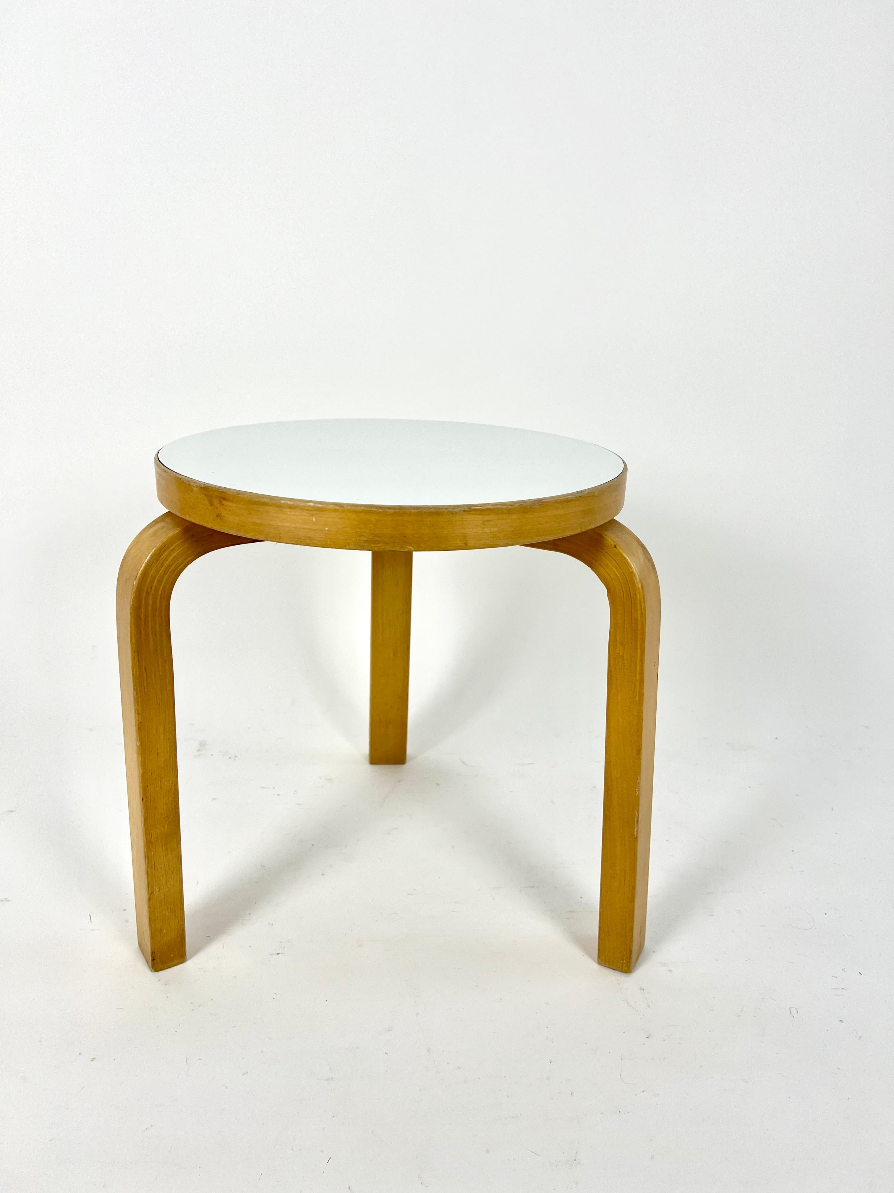 Vintage low stool / side table by Alvar Aalto for Artek, Finland 1960 ...