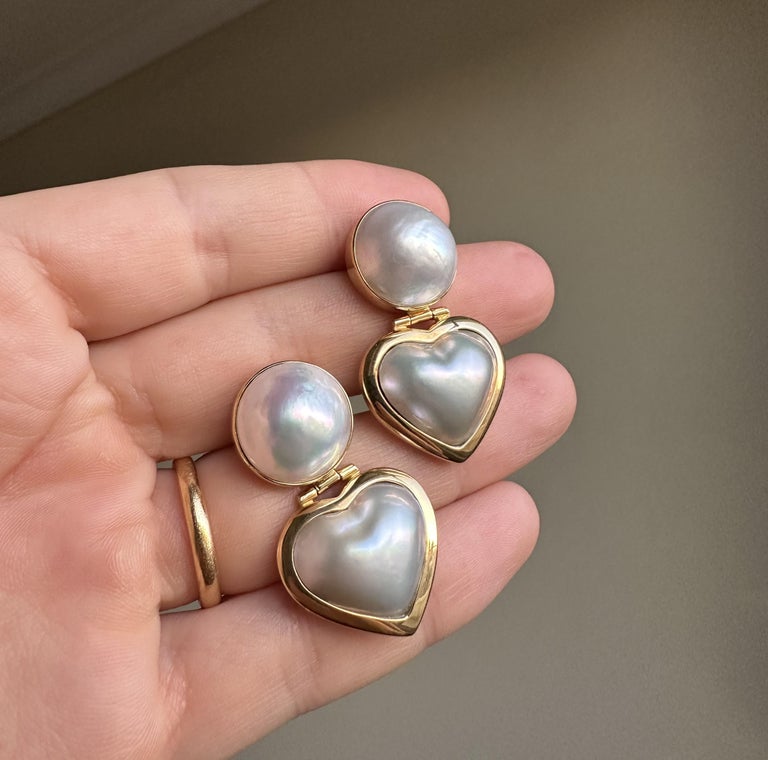 Vintage "Mabe" Pearl Earrings set in Yellow Gold For Sale at 1stDibs