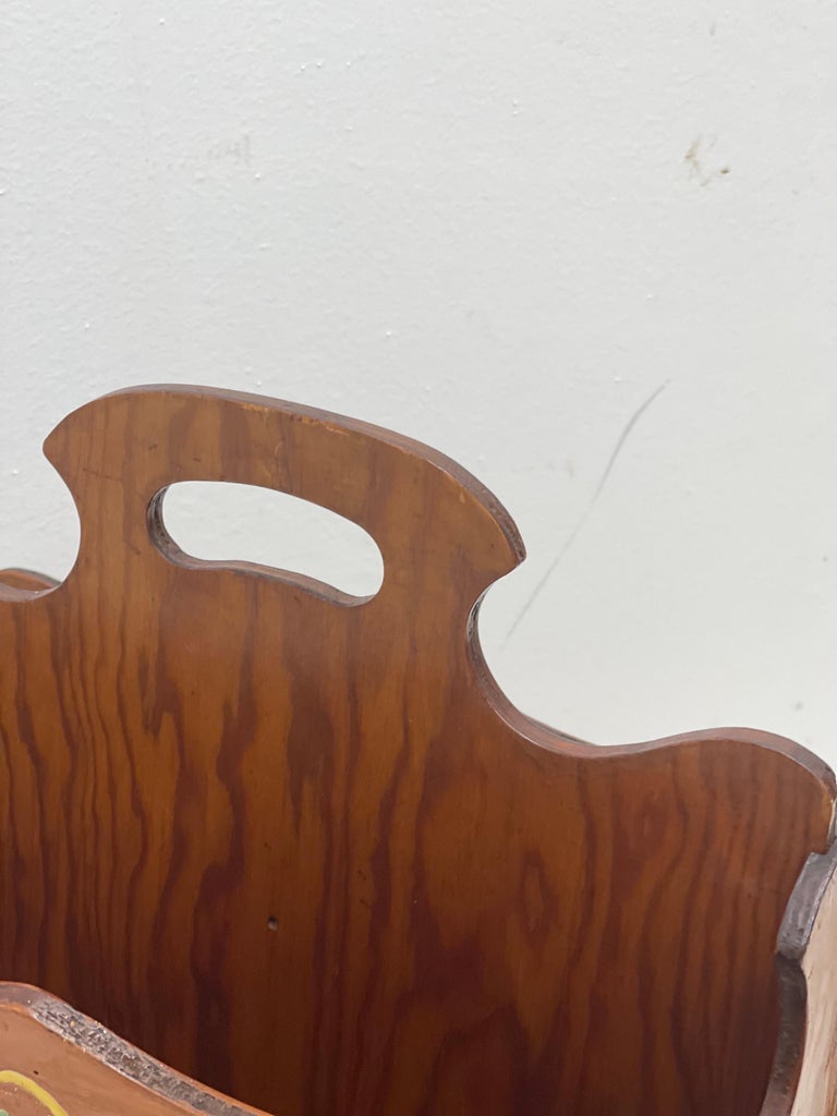 Vintage Magazine Rack with Hand Painted Floral Decal For Sale at 1stDibs