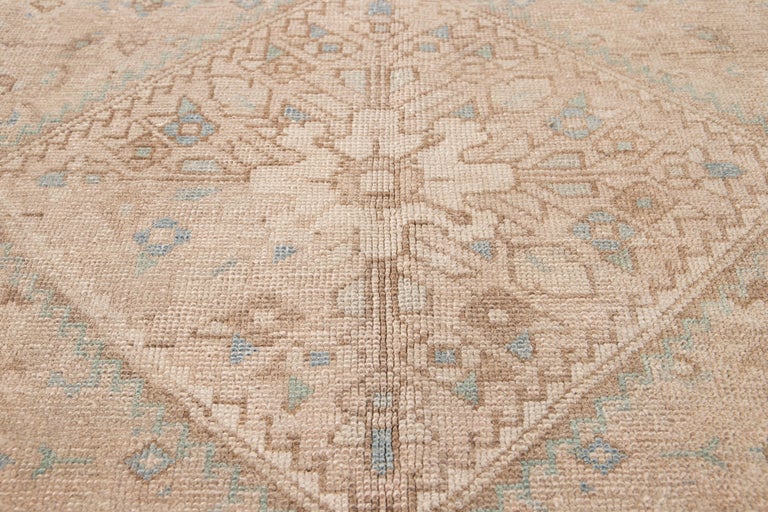 Vintage Mahal with Muted Neutral Tones Wool Rug. 5'1"x10'6" For Sale at ...