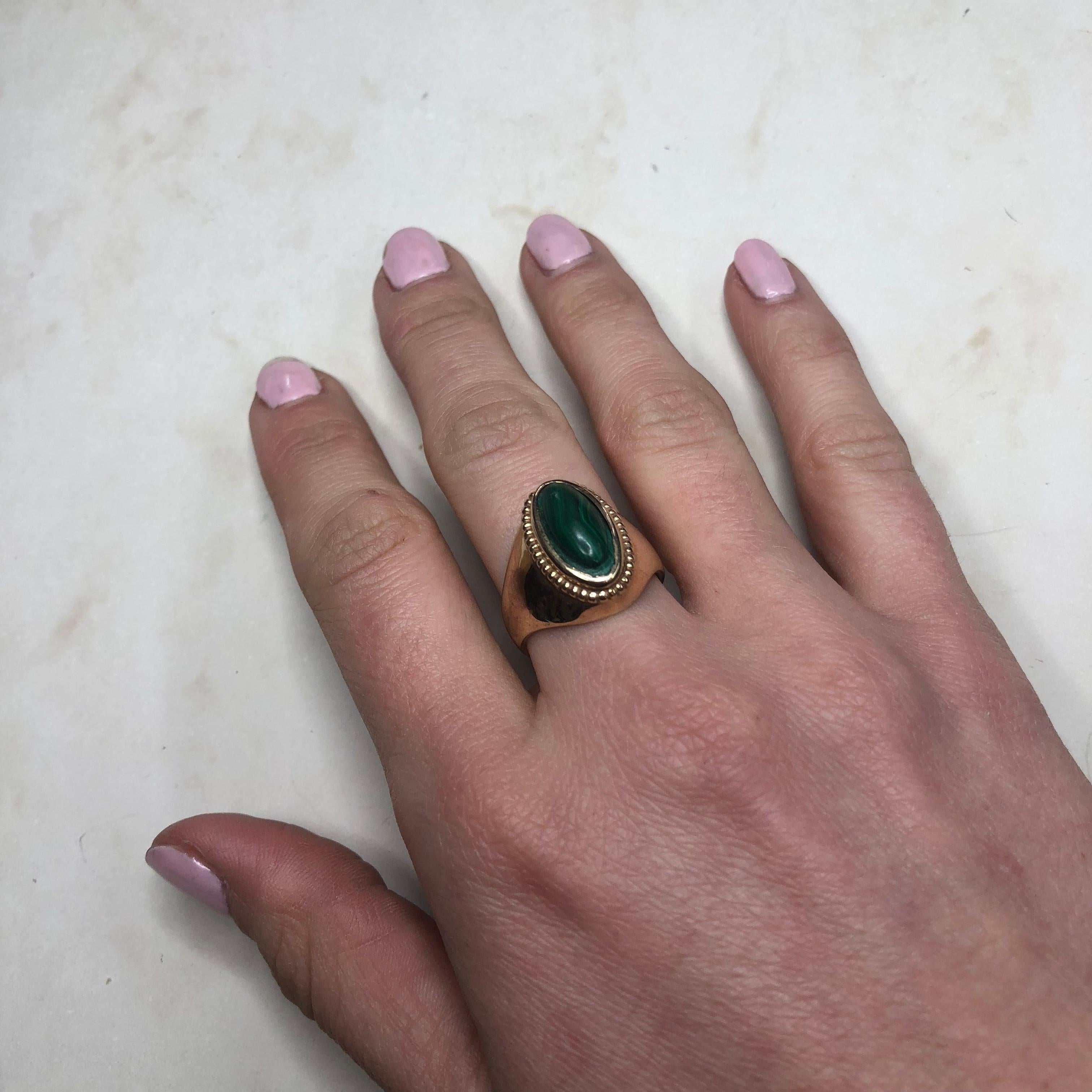Vintage Malachite and 9 Carat Gold Signet Ring For Sale at 1stDibs
