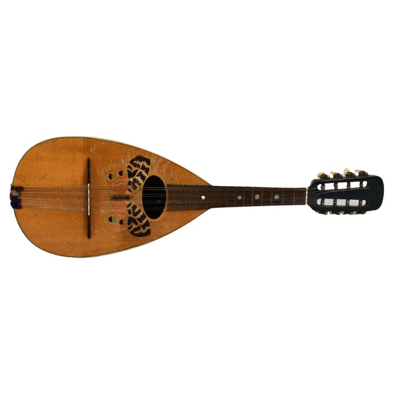 Vintage Mandolin with Aged Character, 1H110 For Sale at 1stDibs