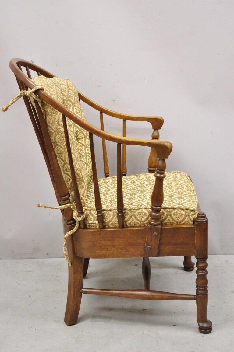 Vintage Maple Wood Bowed Windsor Fan Back Colonial Lounge Arm Chair For ...