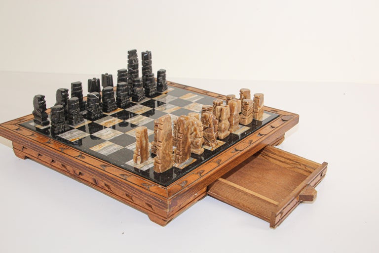 Vintage Marble Chess Board with Hand Carved Black and White Onyx Chess ...