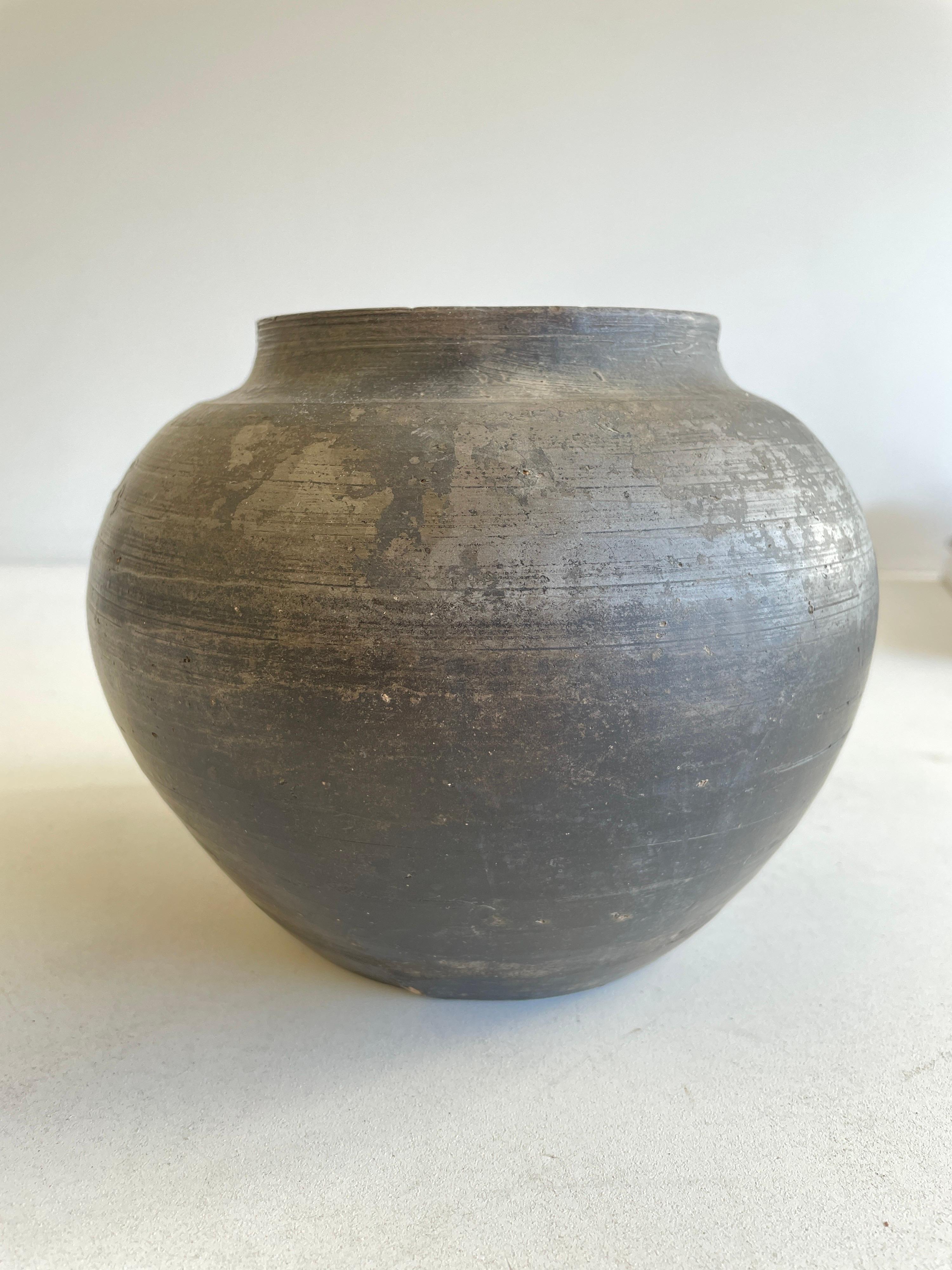Vintage Matte Oil Pottery Decorative Pot For Sale at 1stDibs