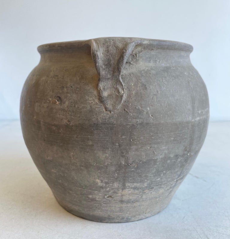 Vintage Matte Oil Pottery Decorative Pot For Sale at 1stDibs