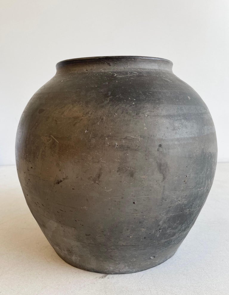 Vintage Matte Oil Pottery Decorative Pot at 1stDibs