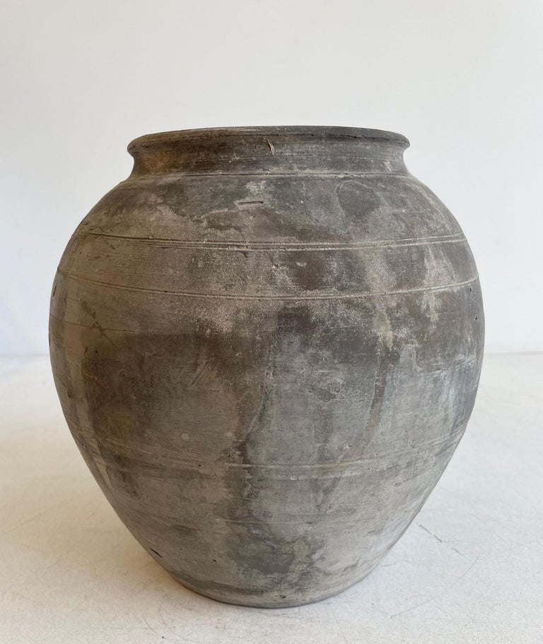 Vintage Matte Oil Pottery Decorative Pot For Sale at 1stDibs