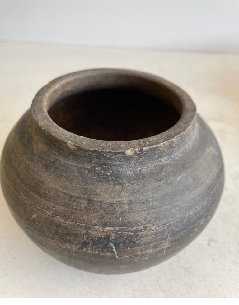 Vintage Matte Oil Pottery Decorative Pot at 1stDibs