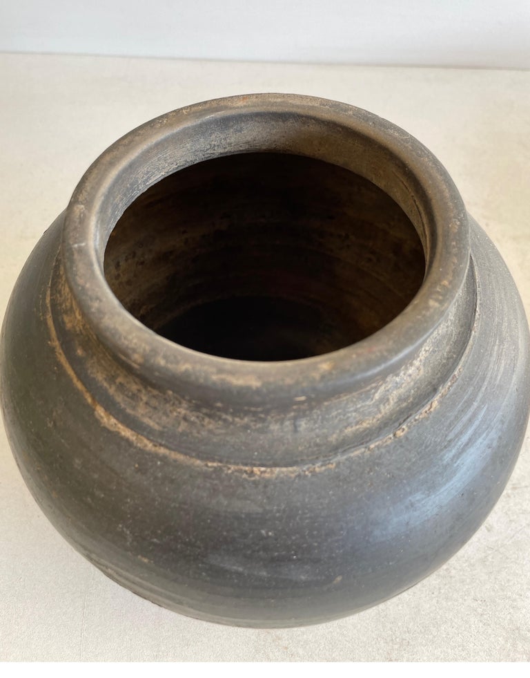 Vintage Matte Oil Pottery Decorative Pot For Sale at 1stDibs