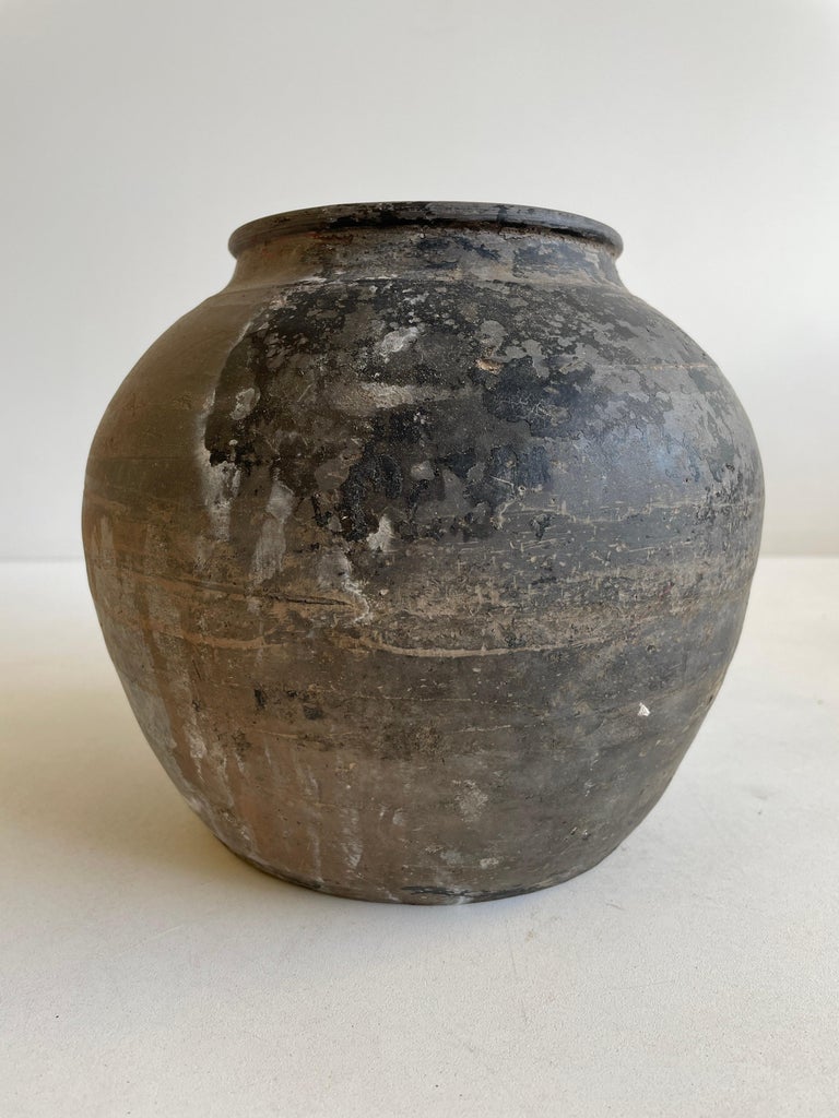 Vintage Matte Oil Pottery Decorative Pot For Sale at 1stDibs