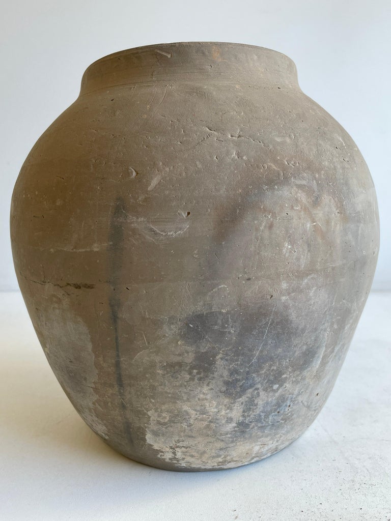 Vintage Matte Oil Pottery Decorative Pot For Sale at 1stDibs