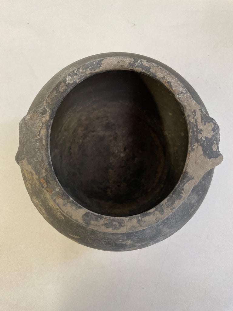Vintage Matte Oil Pottery Decorative Pot For Sale at 1stDibs