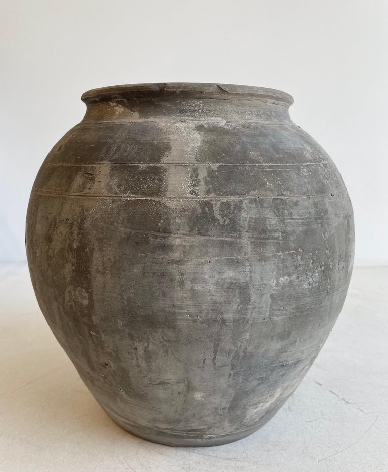 Vintage Matte Oil Pottery Decorative Pot For Sale at 1stDibs