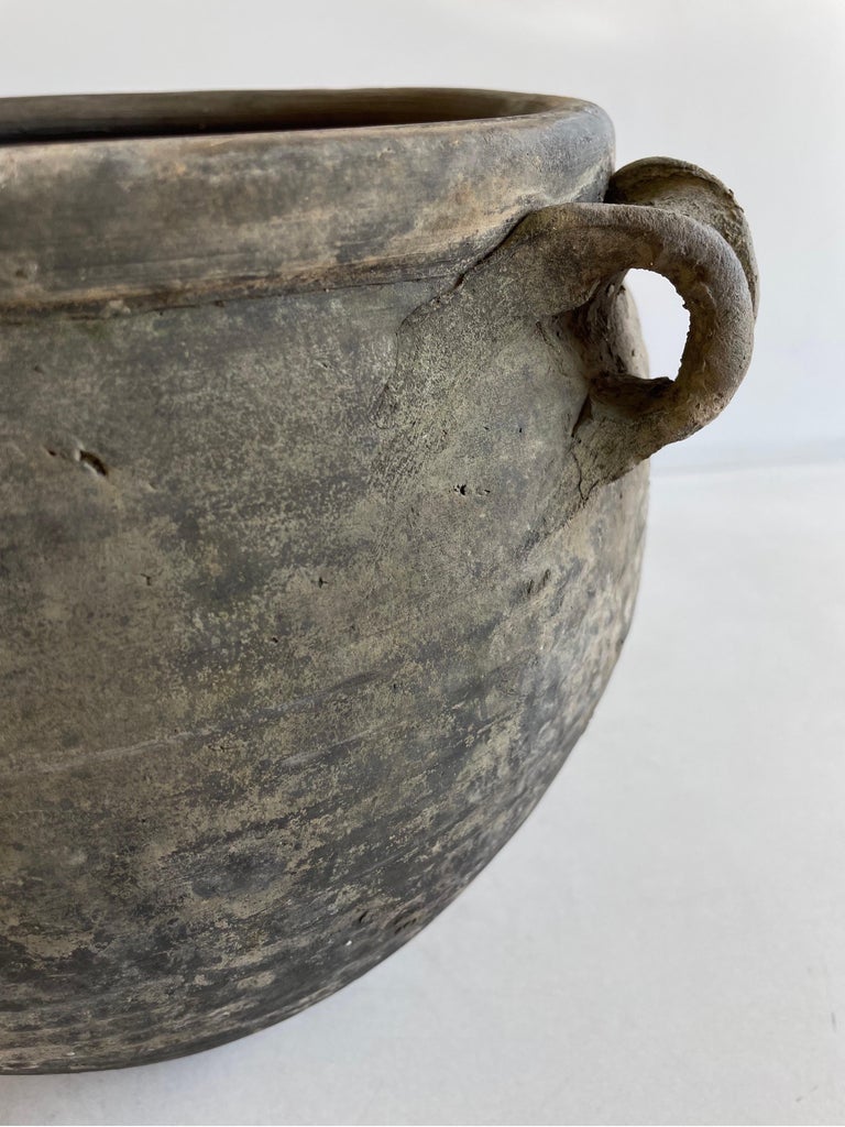 Vintage Matte Oil Pottery Decorative Pot at 1stDibs