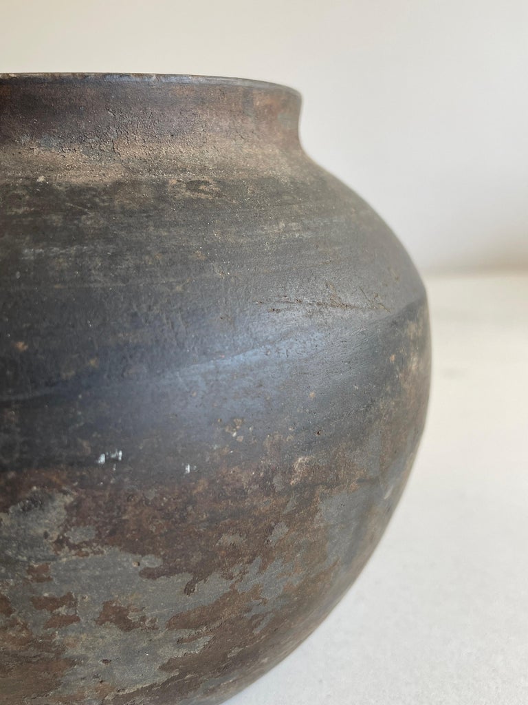 Vintage Matte Oil Pottery Decorative Pot at 1stDibs