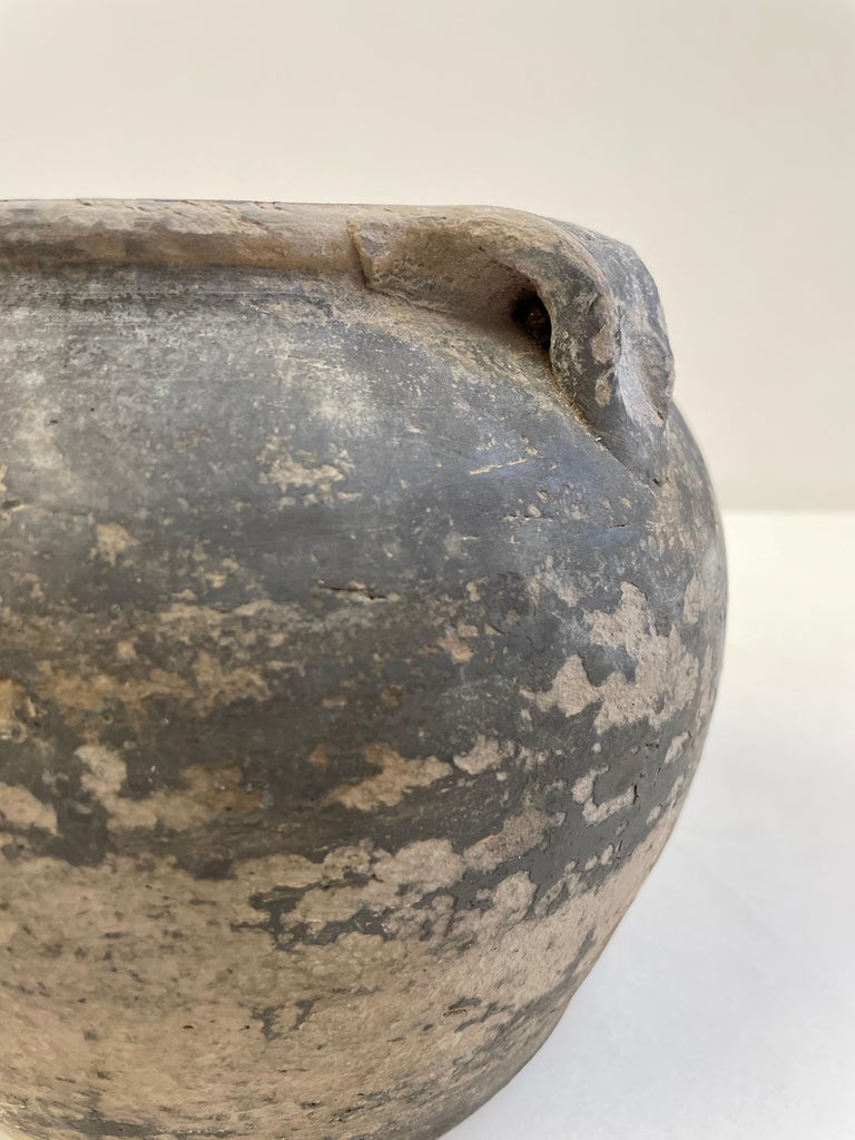 Vintage Matte Oil Pottery Decorative Pot For Sale at 1stDibs
