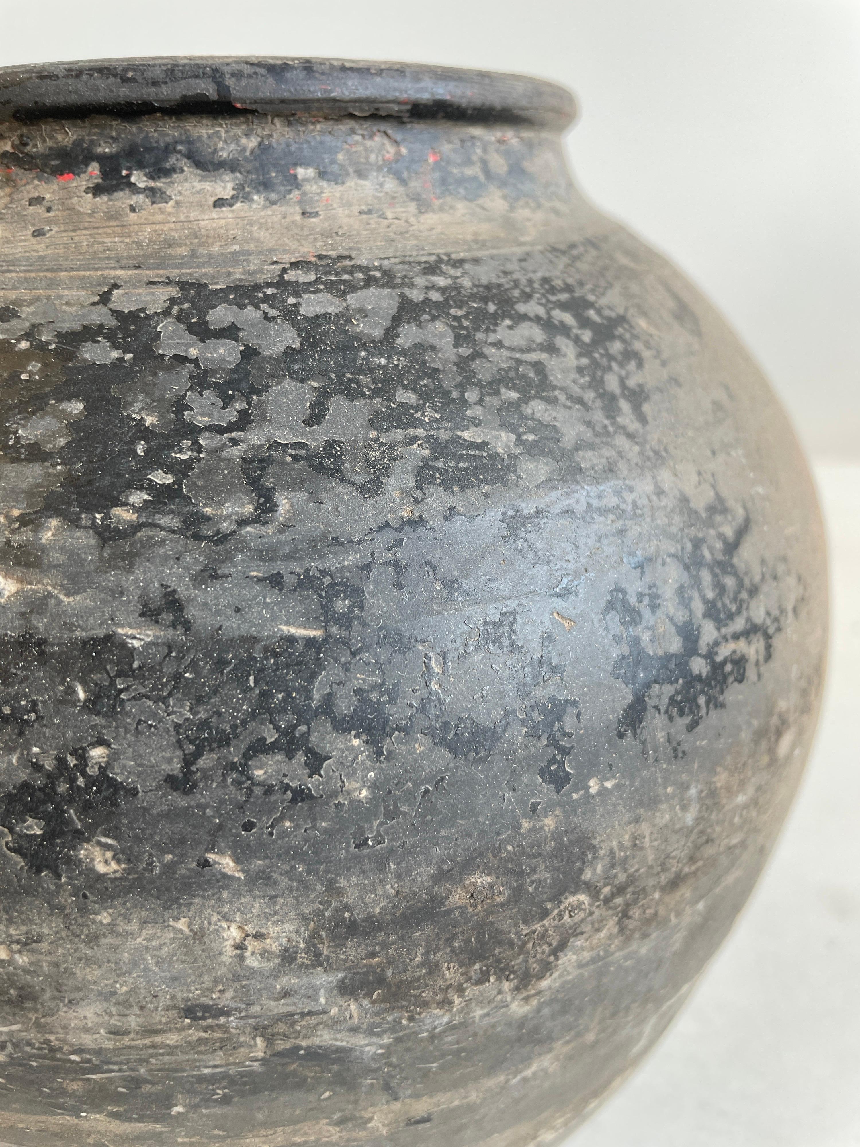 Vintage Matte Oil Pottery Decorative Pot at 1stDibs