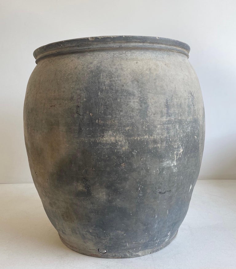 Vintage Matte Oil Pottery Large Size Decorative Pot For Sale at 1stDibs