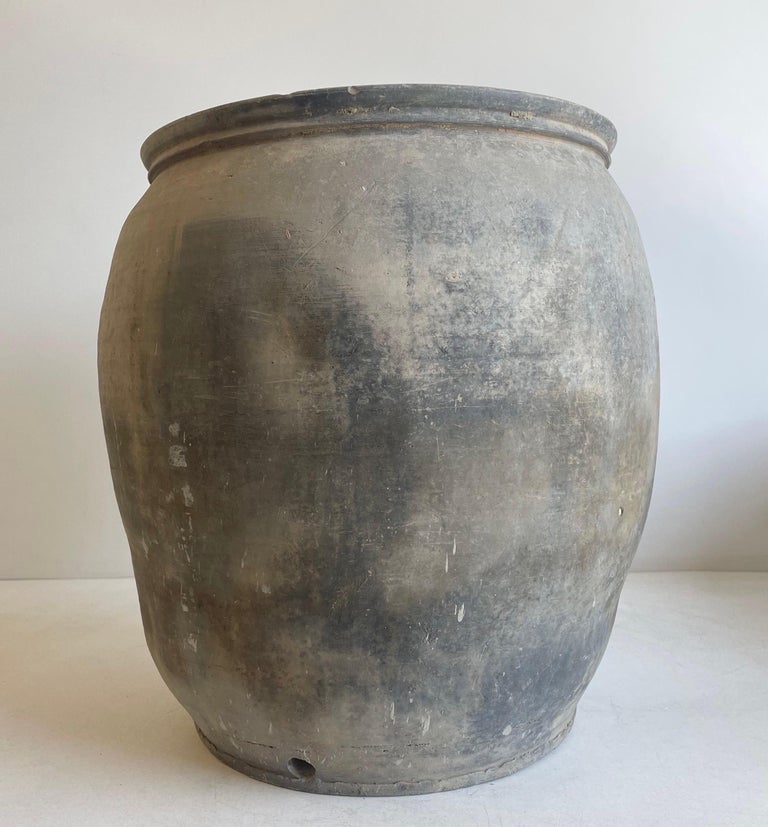 Vintage Matte Oil Pottery Large Size Decorative Pot For Sale at 1stDibs