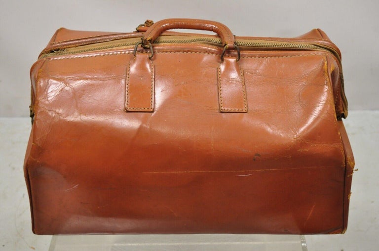 Vintage Maximillion Brown Leather Doctors Medical Bag Carry on Luggage ...