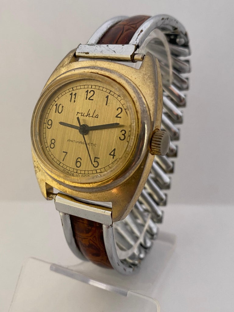 Vintage Mechanical Hand Winding Watch For Sale at 1stDibs