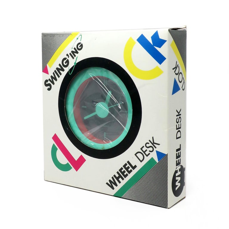 Vintage Memphis Style Desk Clock For Sale at 1stDibs