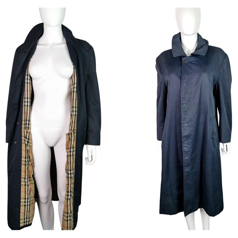 Vintage mens Burberry navy trench coat, mac For Sale at 1stDibs