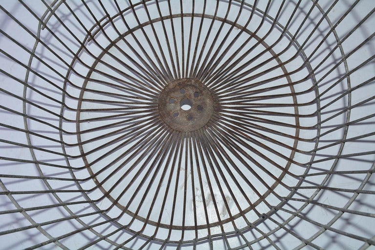 Vintage Metal Wire Clam Basket For Sale at 1stdibs