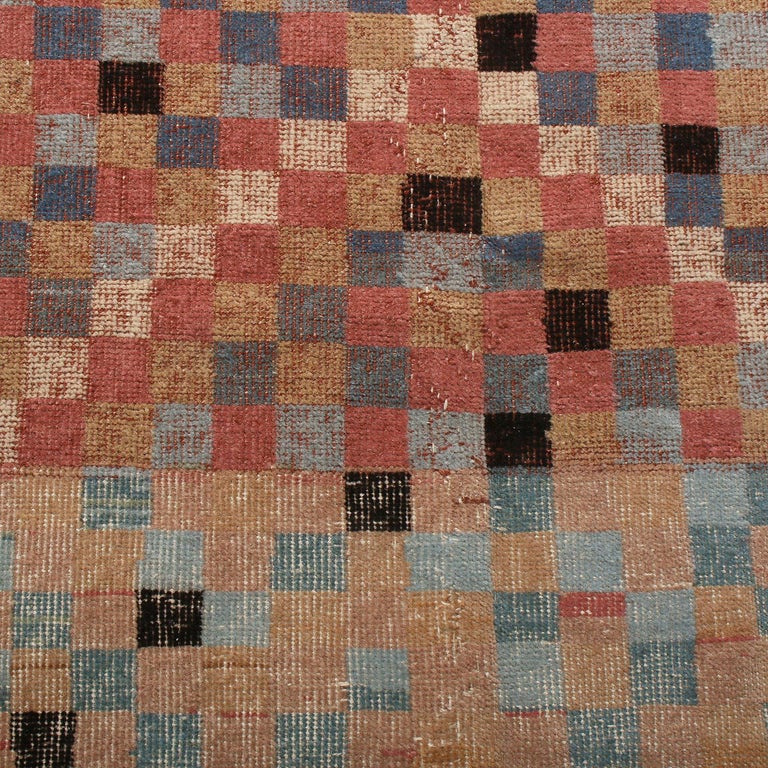 Vintage Midcentury Diamond Pattern Pink and Blue Wool Rug For Sale at ...