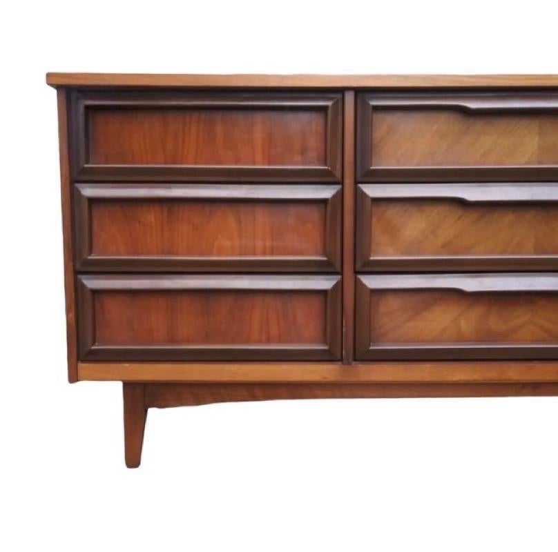 Vintage Mid-Century Modern 9 Drawer Dresser Dovetail Drawers Cabinet ...