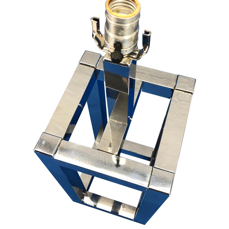 Vintage Mid-Century Modern Chrome Geometric Shaped Table Lamp For Sale ...