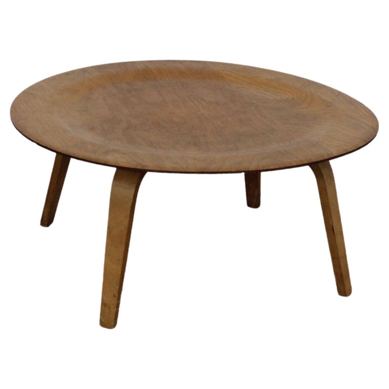Vintage Mid-Century Modern Eames Round Molded Plywood Coffee Table For ...